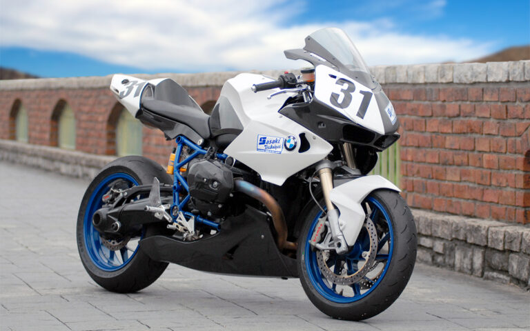 BMW HP2 - MagicalRacing