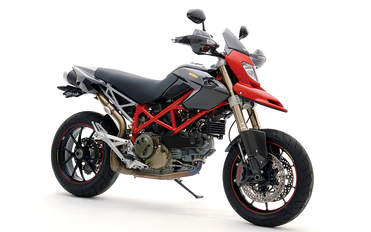 DUCATI Hyper Motard - MagicalRacing